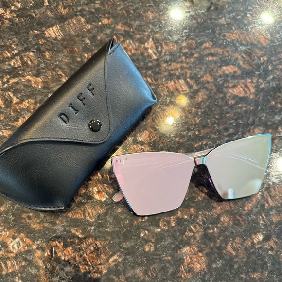 Accessories | Diff Eyewear Goldie Sunglasses | Poshmark